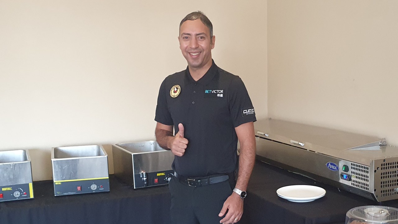 SnookerUSA.com - News - Arduous professional debut for Aly